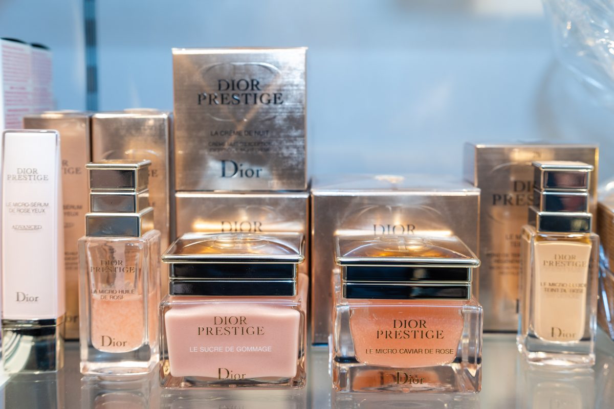 QUI SOMMES-NOUS – Fragrance de l'Opéra